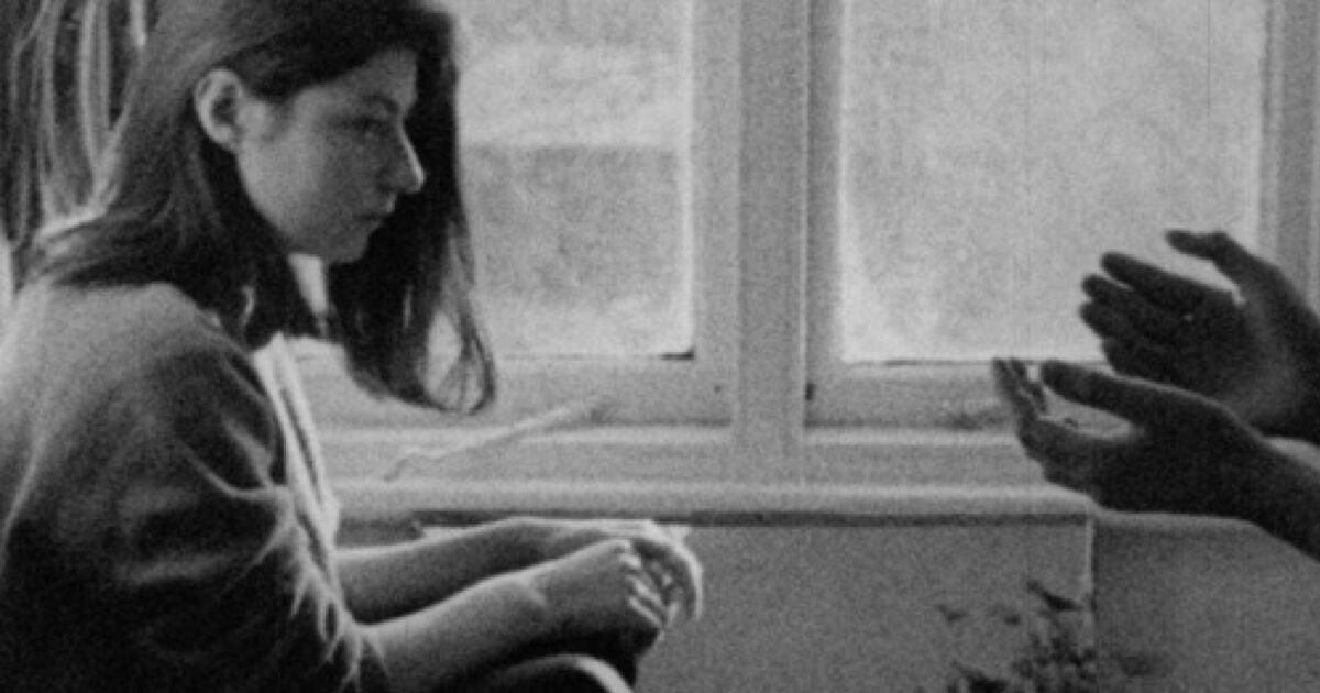 RITCS (Nederlands) | Charlotte Procter Presents Back Inside Herself